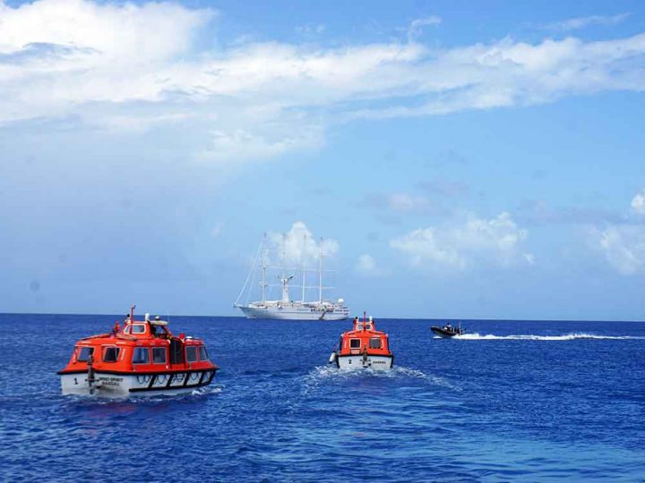 Tahiti and Tuamotus: Rangiroa - our second port of call - Tropical ...